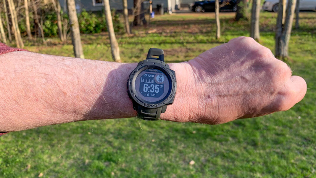 8 Best Smartwatches For Hunting In 2025 (Reviewed and Compared)