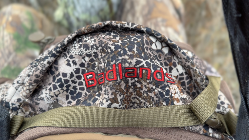 Top 3 Fanny Packs For Deer Hunting [2025]